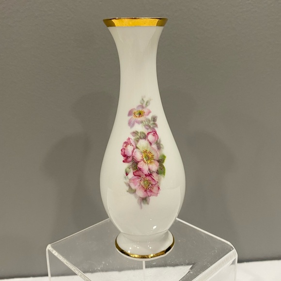 Barvaria | Accents | West Germany Tettau Bavaria Bud Vase Flowers ...